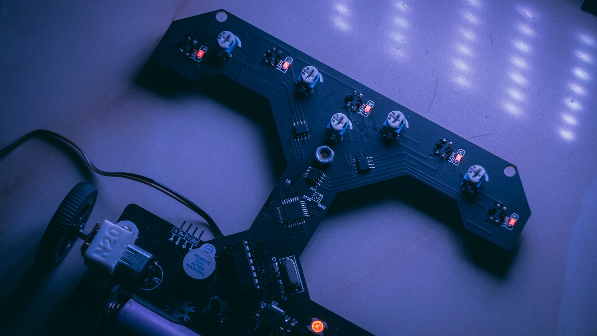 Hammer Head The Line-Follower Robot - CiferTech