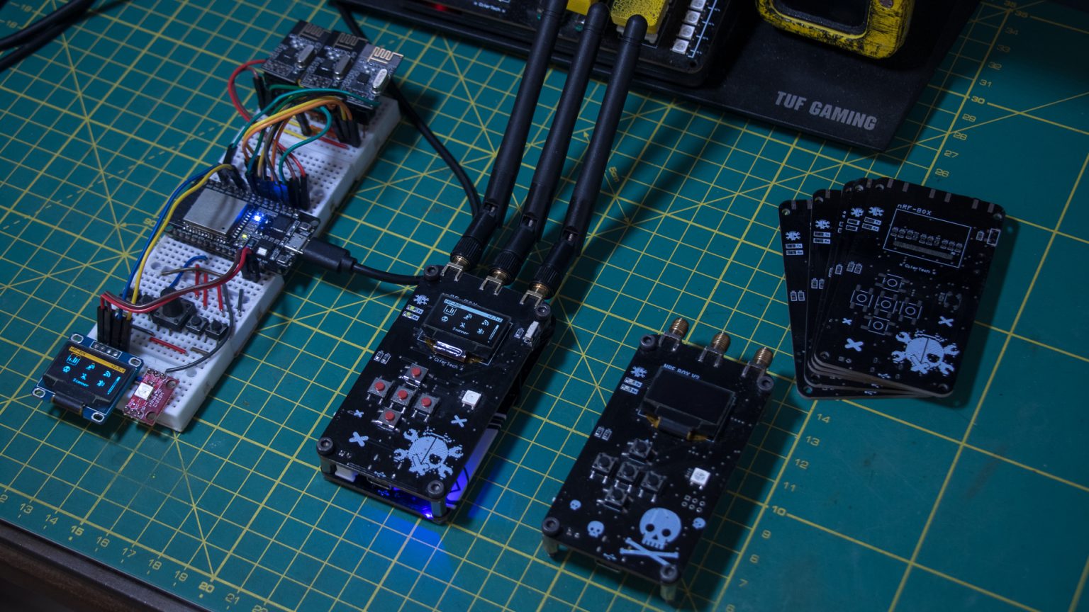 nRFBox v2.7.2: ESP32-Powered Tool to Scan, Jam & Spoof BLE, Wi-Fi & 2 ...