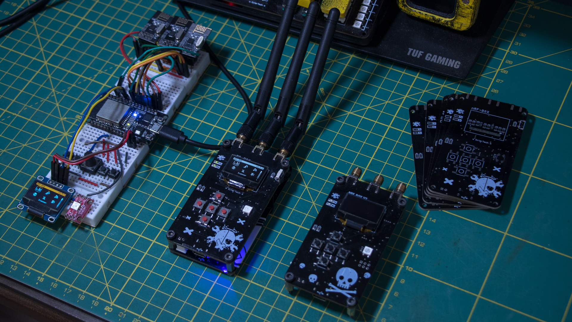 Nrfbox V272 Esp32 Powered Tool To Scan Jam And Spoof Ble Wi Fi And 2